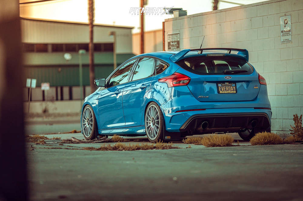Ford Focus ST/RS Wheel Fitment Guide | Fitment Industries